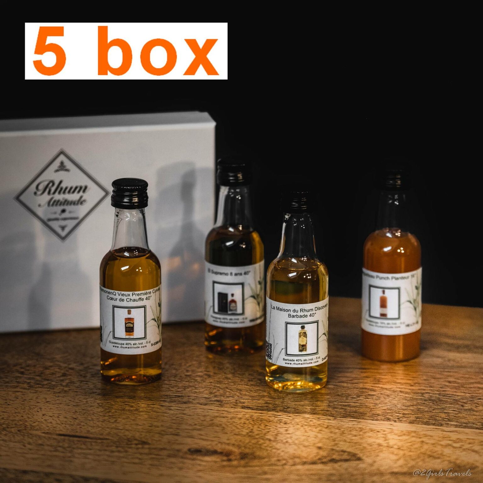 4 anciennes box de 4 rhums + 1 ancienne box de 5 rhums 40° - Rhum Attitude
