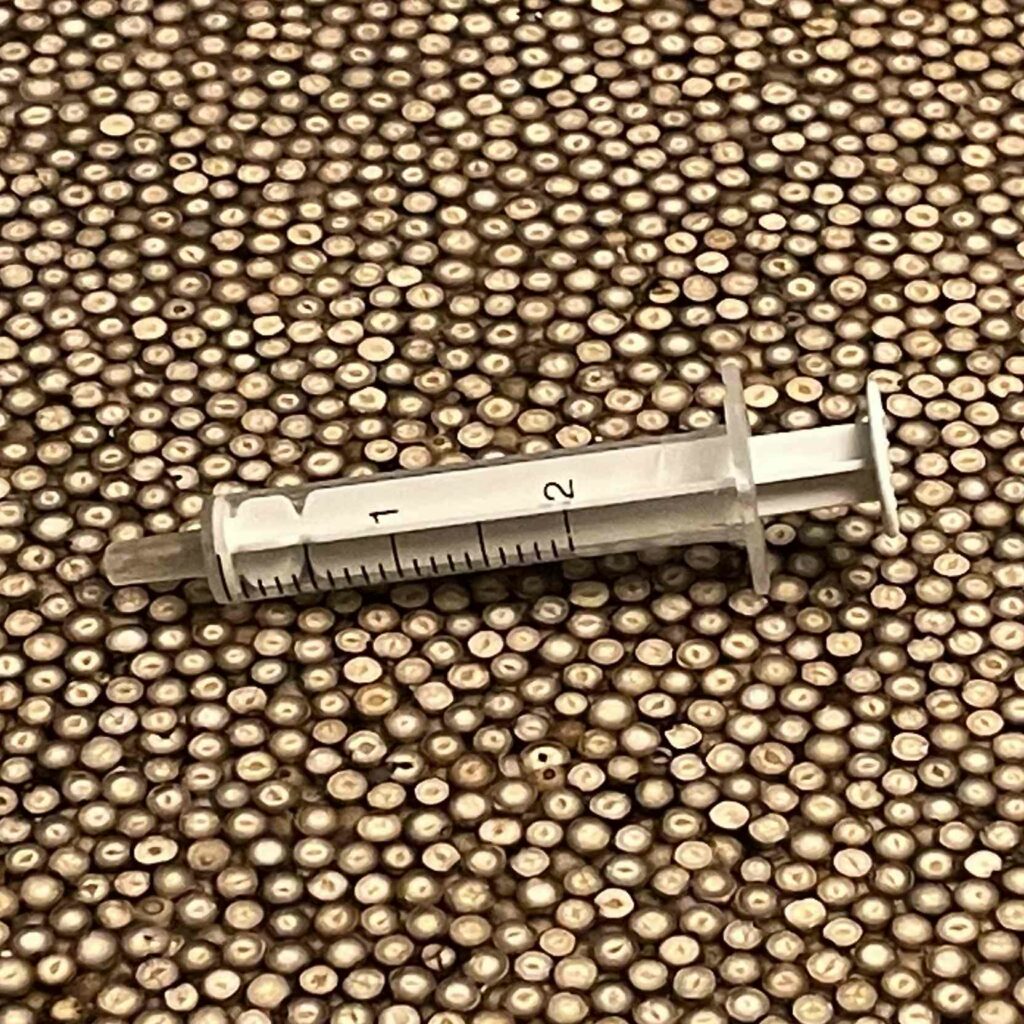 PP18 compatible mini syringe to remove excess when making a sample ...